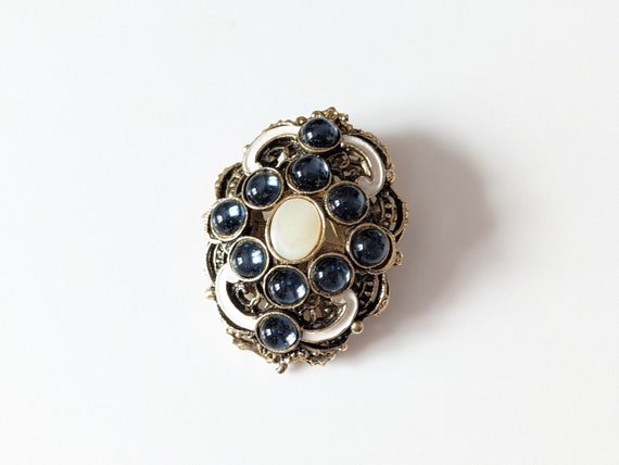 Vintage Arcansas Elizabeth Reimer Faux Pearl Brooch A… - Gem