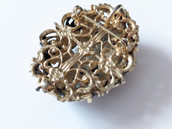 Vintage Arcansas Elizabeth Reimer Faux Pearl Brooch A… - Gem