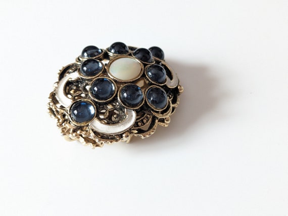 Vintage Arcansas Elizabeth Reimer Faux Pearl Brooch A… - Gem