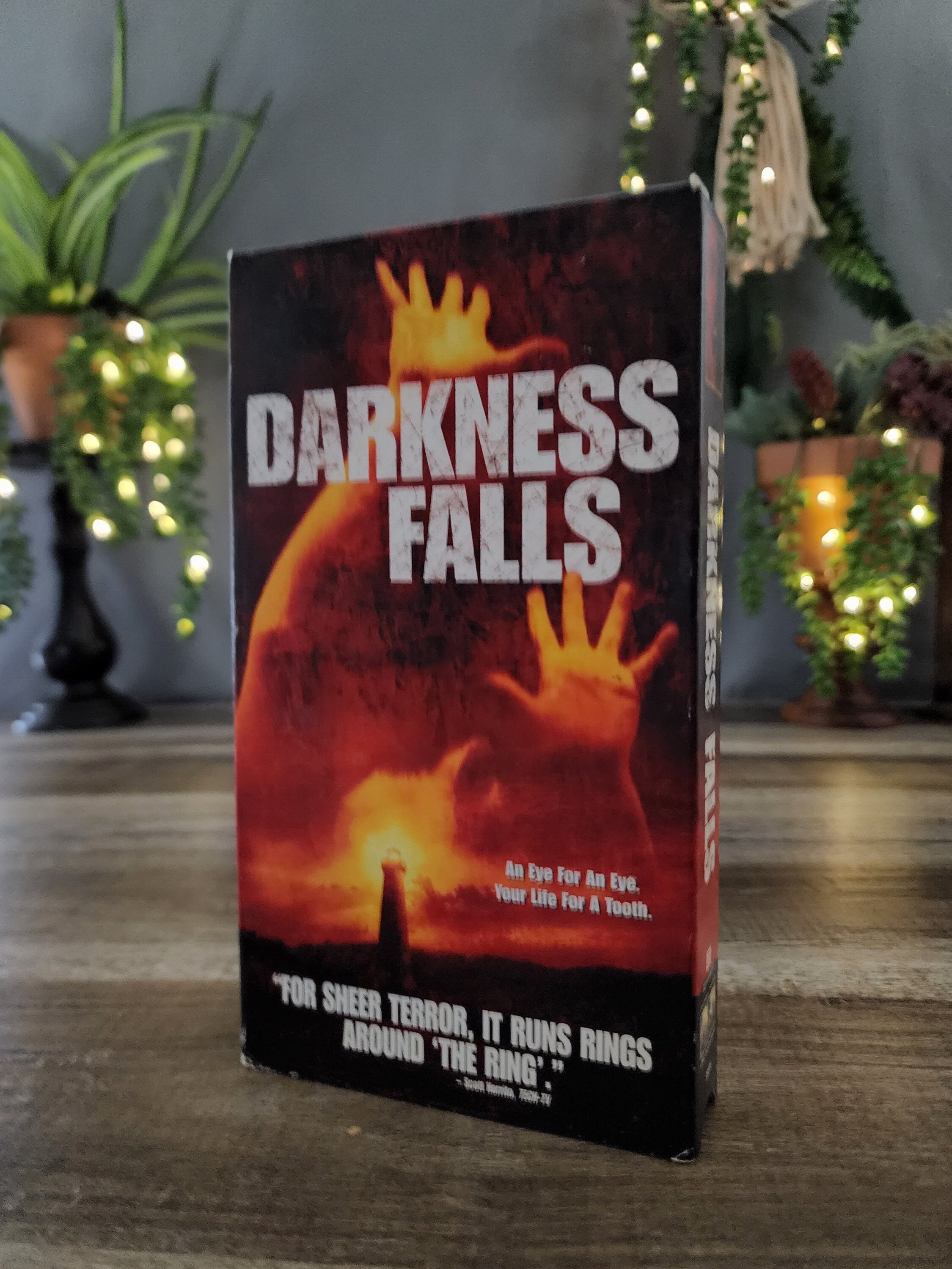 Emma Caulfield Darkness Falls