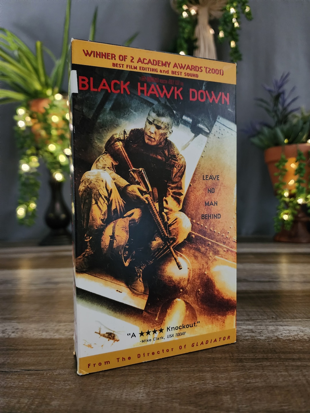 Black Hawk Down VHS, Stars Josh Hartnett, Ewan Mcgregor, Eric Bana, Tom ...