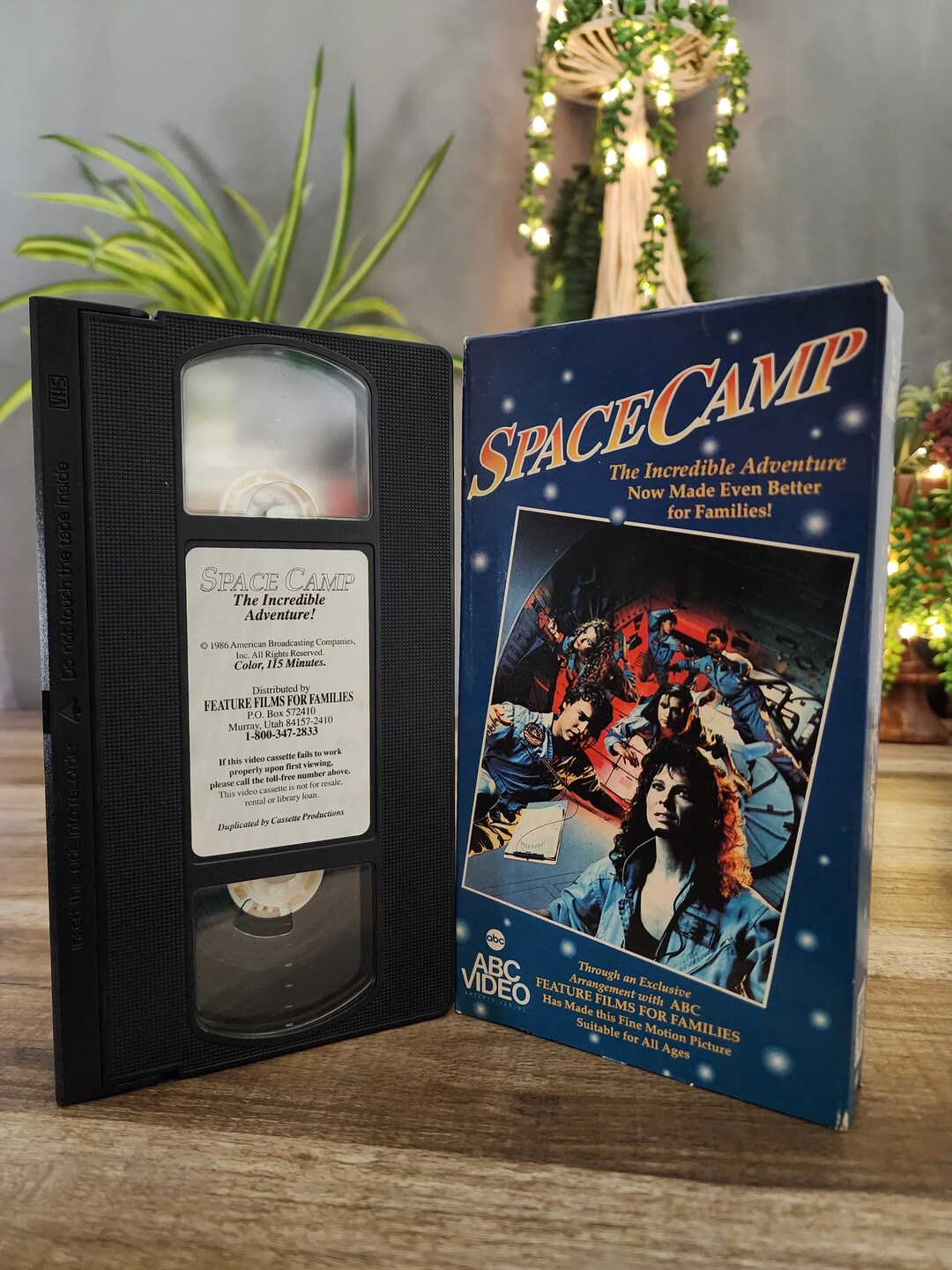Spacecamp VHS, Stars Kate Capshaw, Kelly Preston, Larry B. Scott, Lea ...