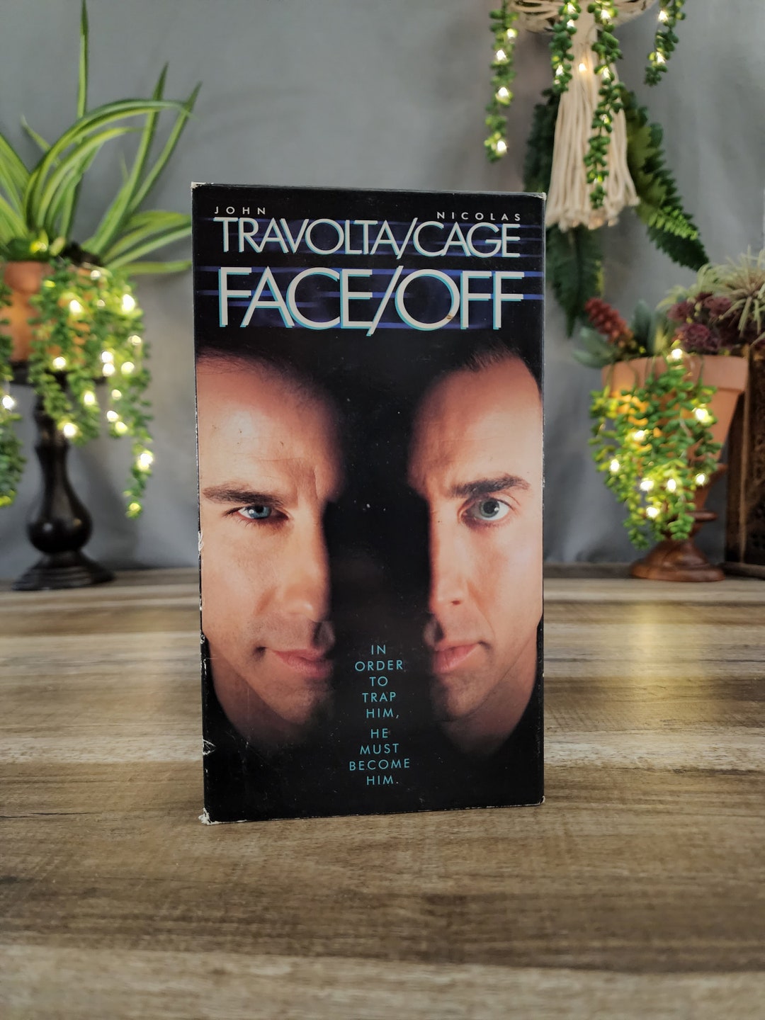 Face/off VHS, Stars John Travolta/nicolas Cage, in Order to Trap Him ...