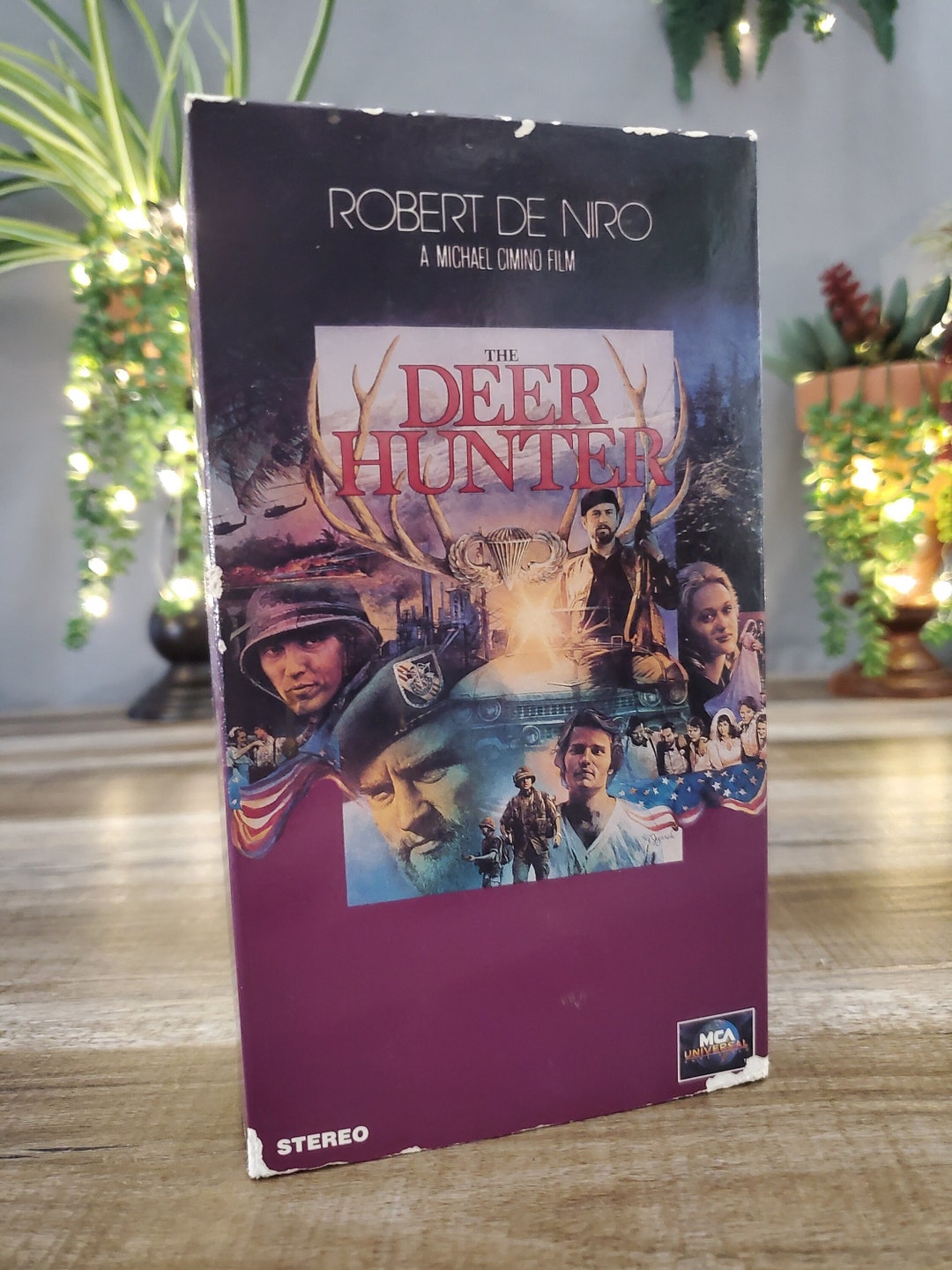 The Deer Hunter VHS, Stars Robert De Niro and Christopher Walken, Co ...