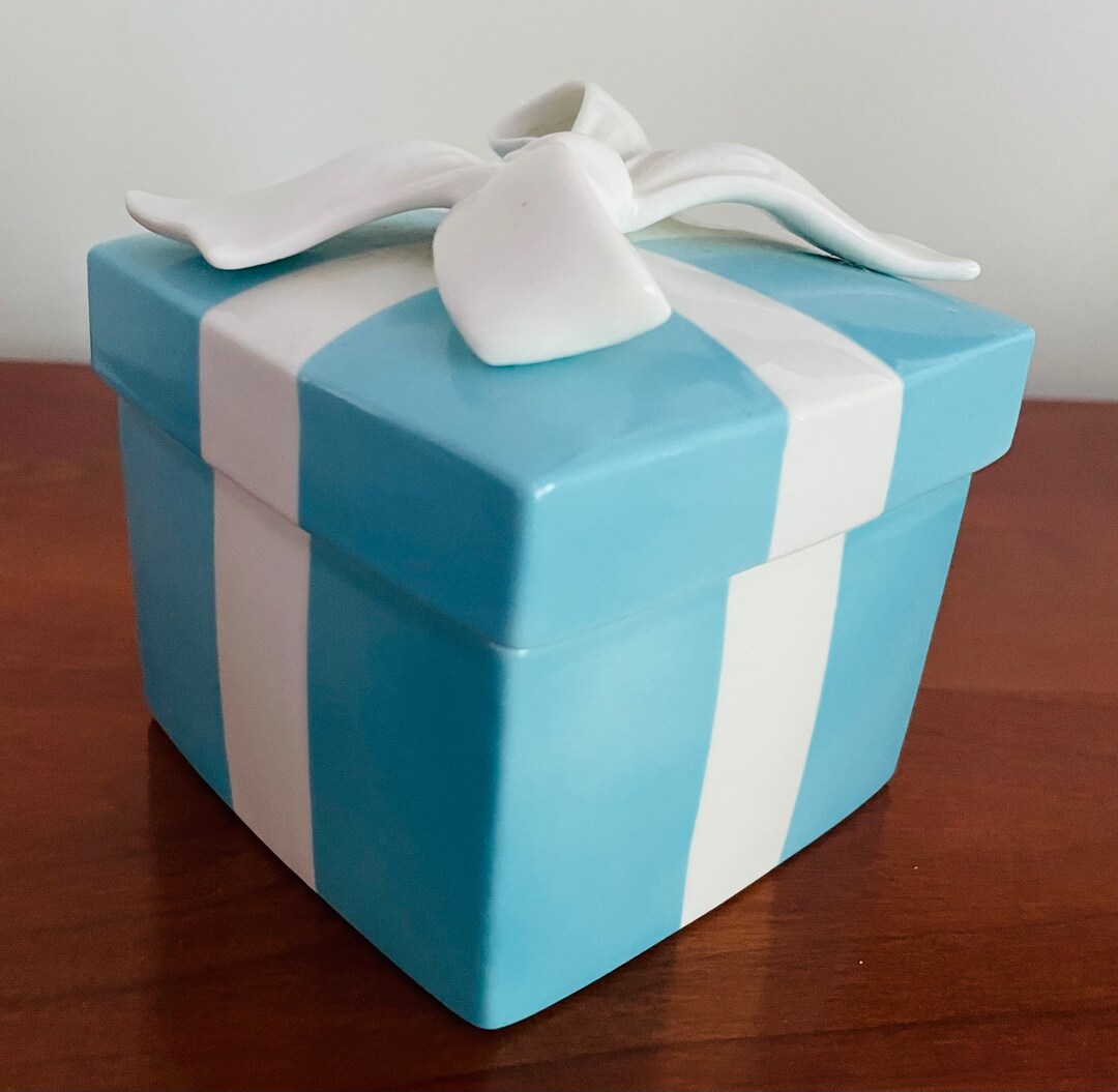 Large Tiffany & Co Porcelain Gift Box Blue White Trinket Jewelry Made ...