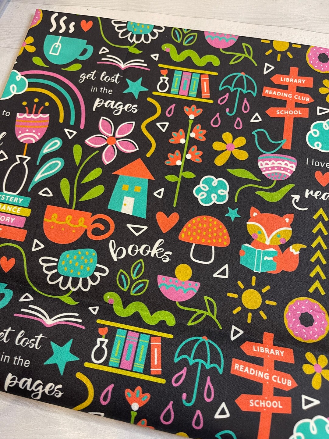 Reading Fever- Book Sleeve, Book Cover, iPad Sleeve, Kindle Sleeve - Etsy