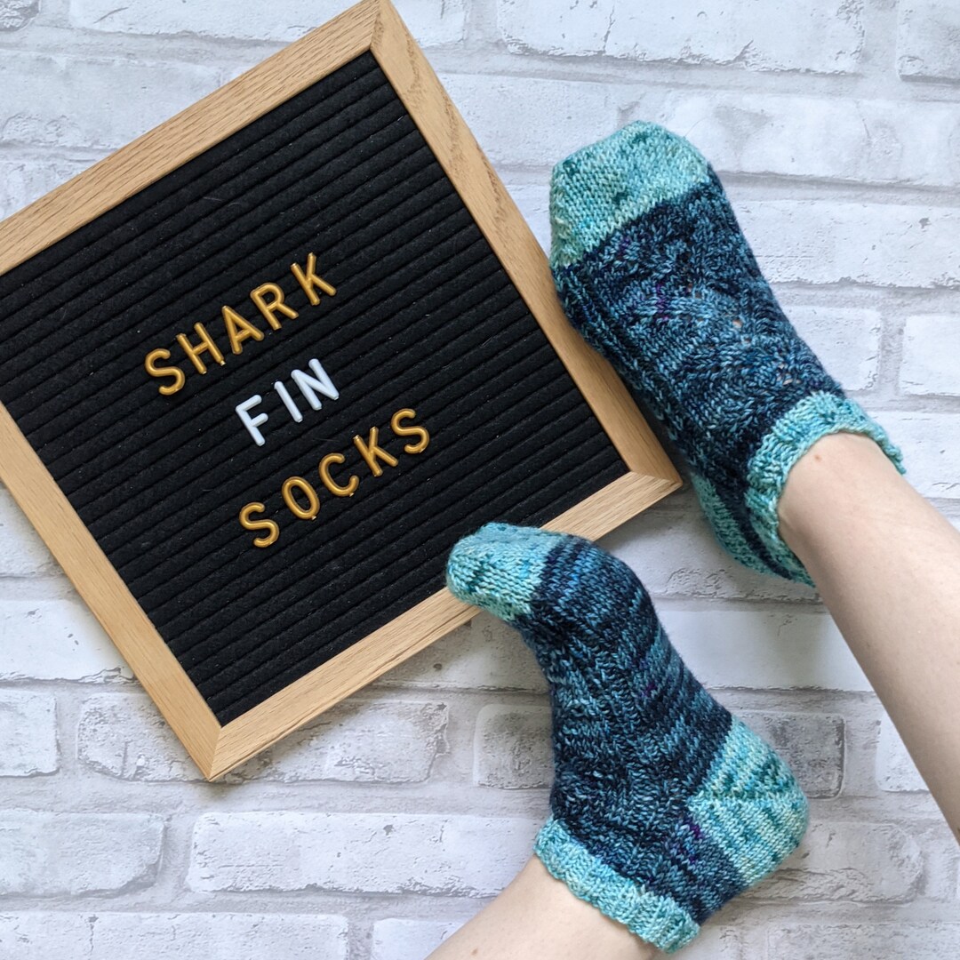 Shark Fin Socks - PATTERN ONLY - Beginner Friendly Knitting Pattern ...