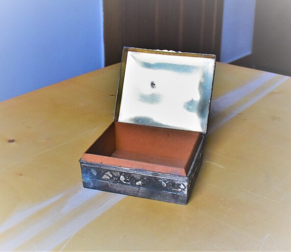 Vintage Crafted Cigarettes Tin Box - Gem