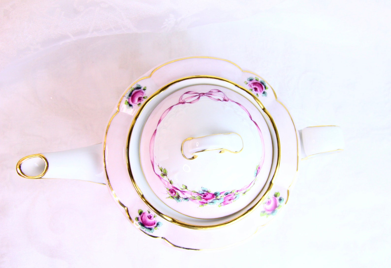 VSC Hand-painted Vintage Design-pink Background Julia Shape | Etsy