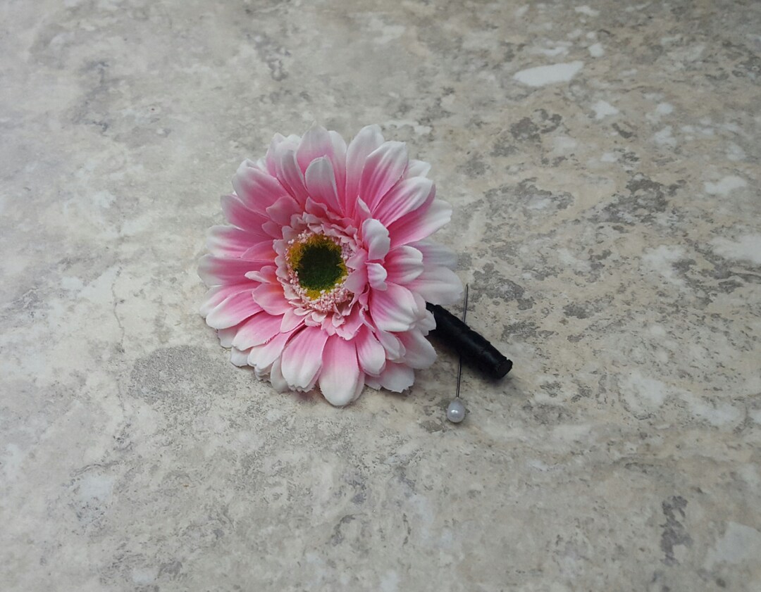 BOXED Pink & White Daisy Boutonniere - MATCHING Corsages - Etsy