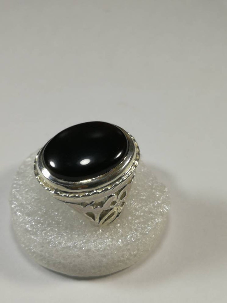 Mena Shia Ring Shifat Al Abd Yemeni Al Habashi Stone in Hand | Etsy