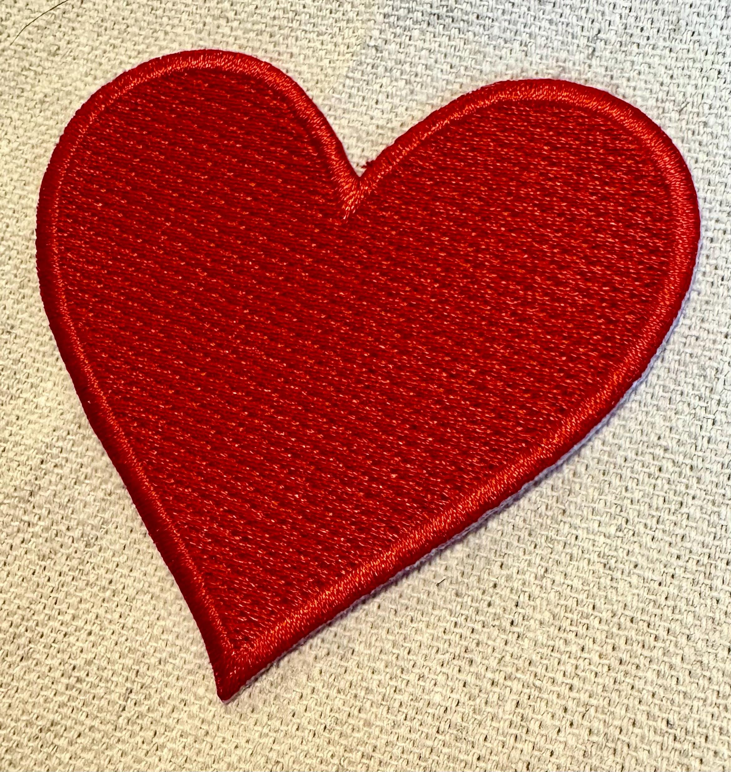 RED HEART PATCH Iron-on Embroidered Valentine's Day Love Romance Emoji ...