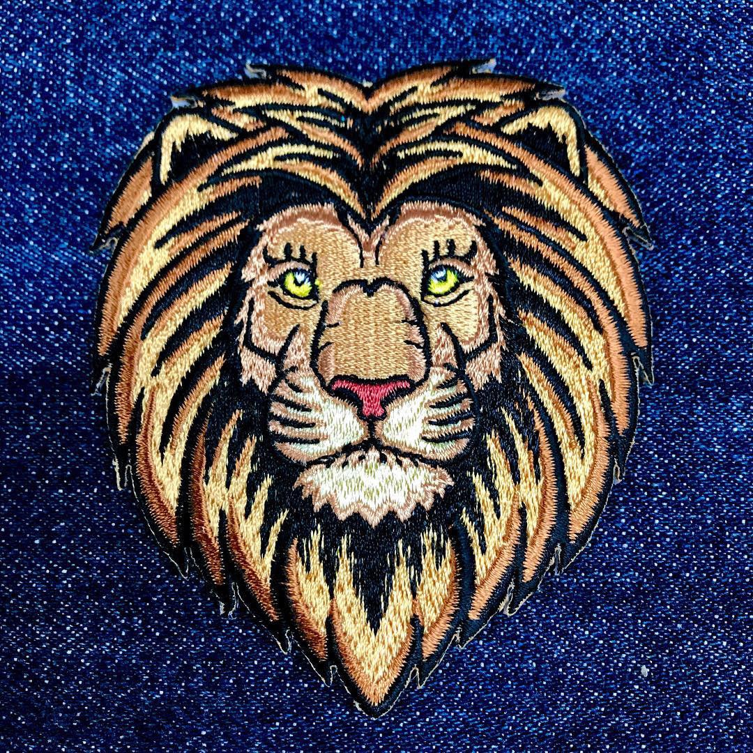WILD LION PATCH Iron-on Embroidered Jungle Safari Souvenir African ...
