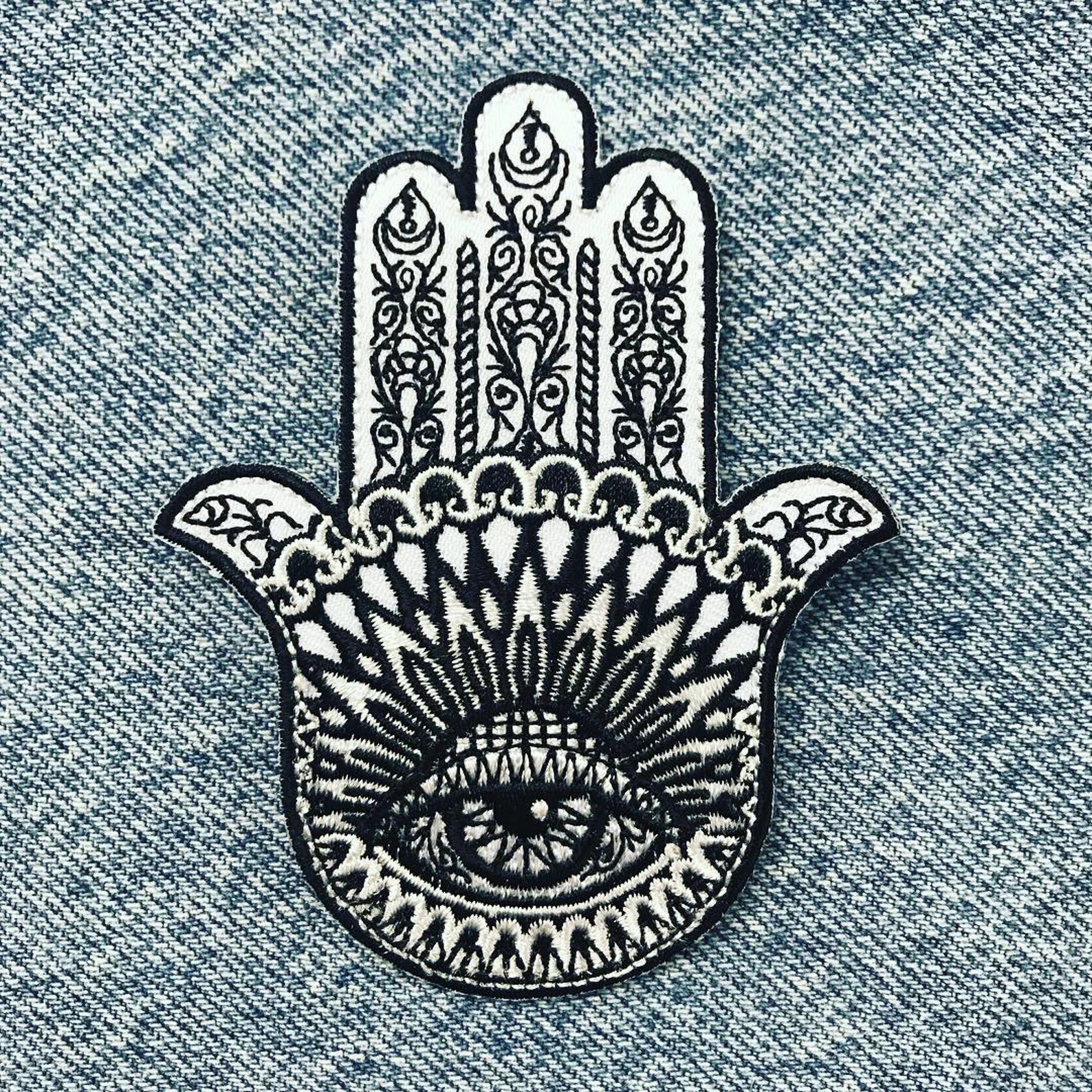 HAMSA HAND PATCH Embroidered Iron-on Applique Hand of Fatima | Etsy