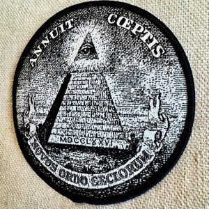 ANNUIT COEPTIS PATCH Iron-on Pyramid All-seeing Eye of Providence ...