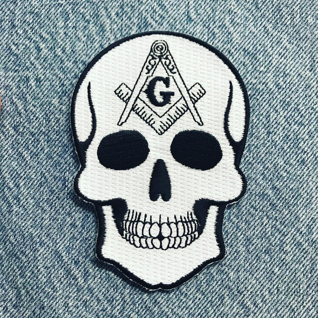 MASONIC SKULL PATCH Iron-on Embroidered Applique Freemason Mason Square ...