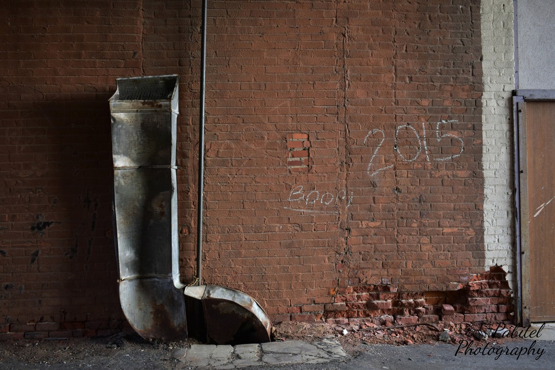 8x10" Brick Alley Wall | Brick Building Photo Print | City Street ...