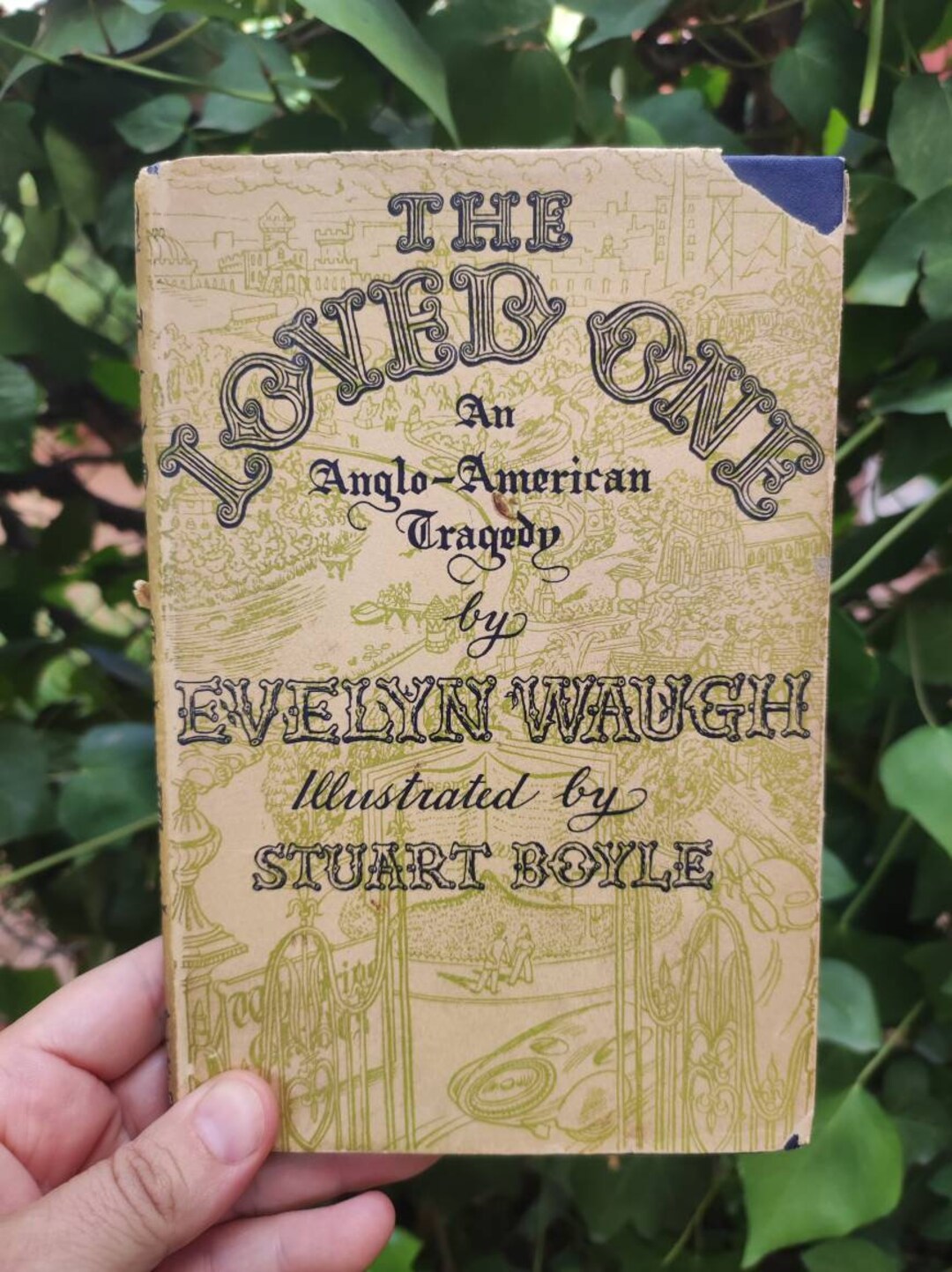 Old Book the Loves One. Evelyn Waugh. 1948. Illustrated by Stuart Boyle ...