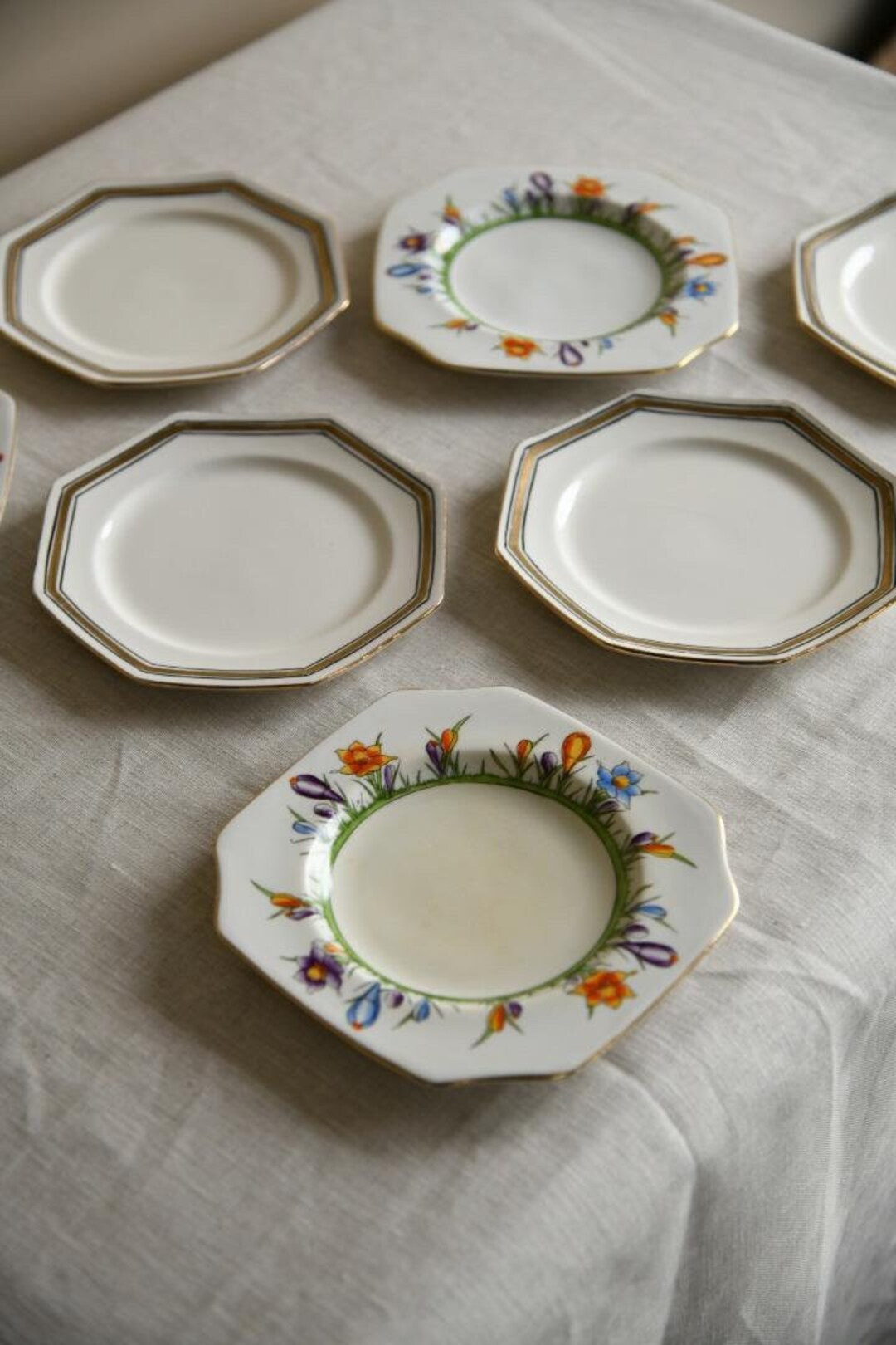 7 Assorted Vintage Tea Plates Scotch Ivory Savoy Crocus Floral - Etsy