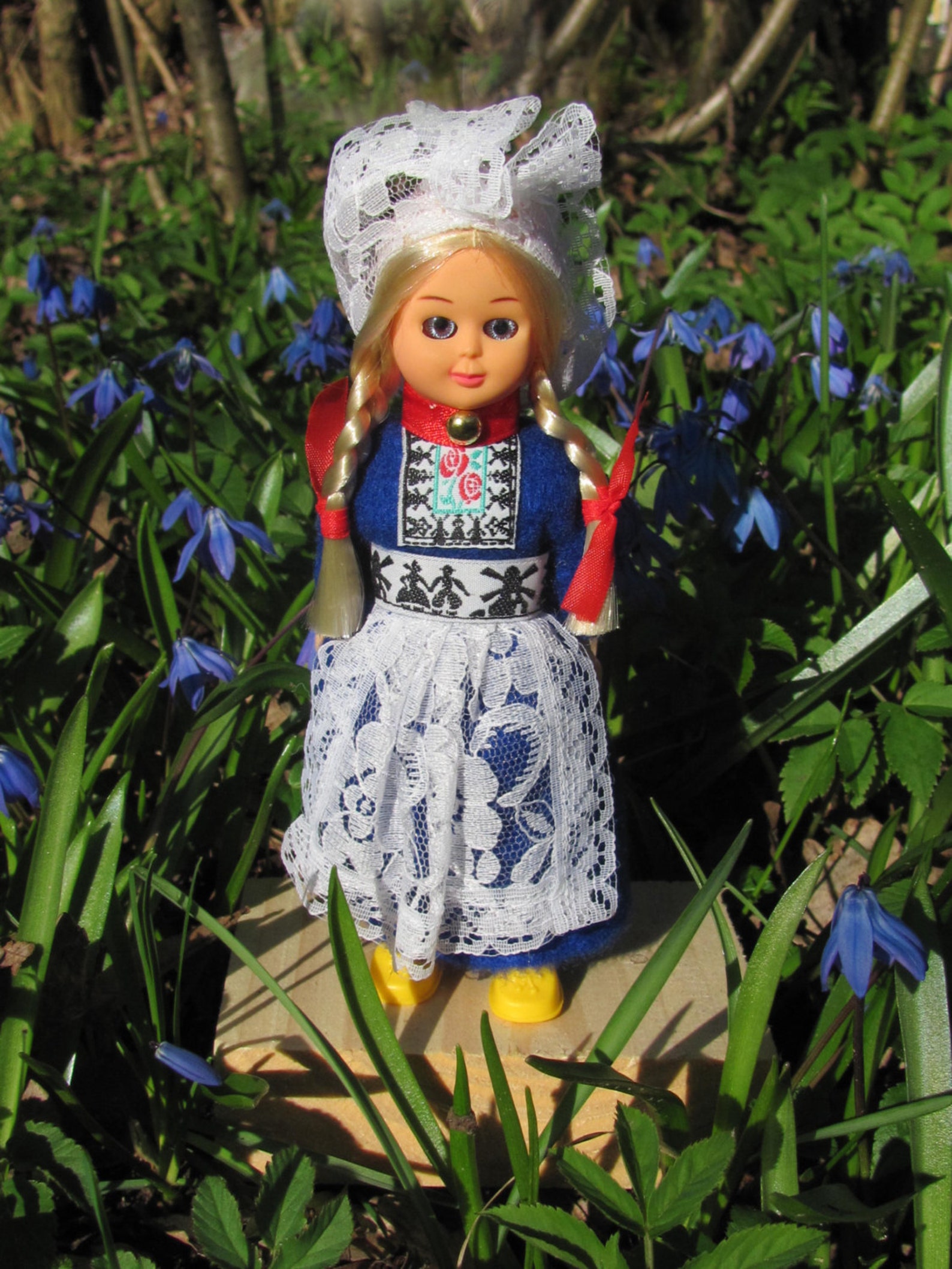 Small Vintage Souvenir Doll in Traditional Costume of Volendam | Etsy