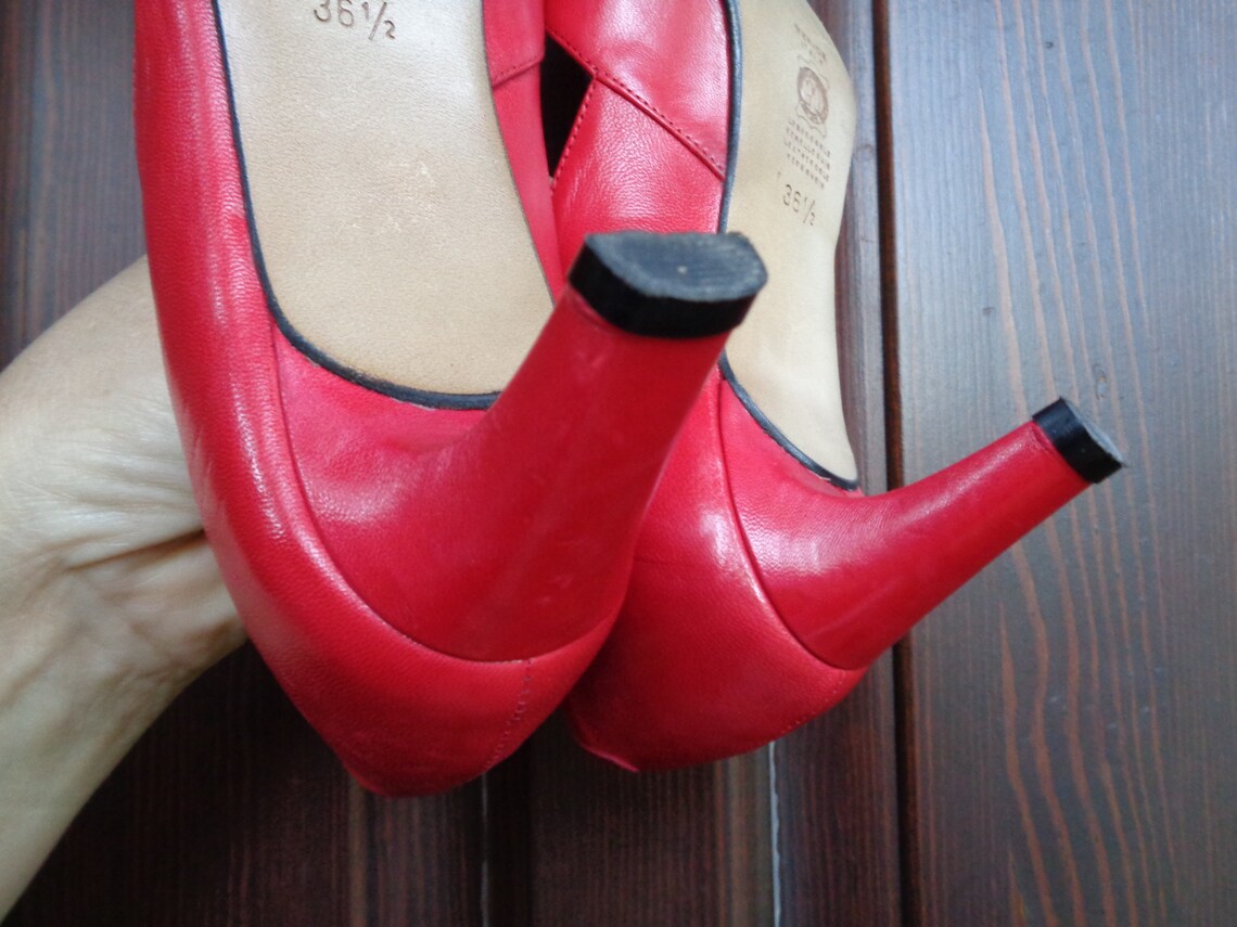 Italian Vintage Shoes, Real Leather Shoes Made in Italy; Vivid Red ...