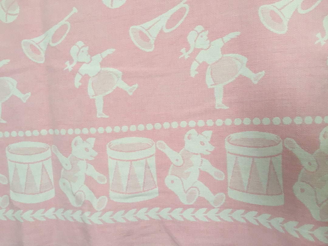 Rare 50s Vintage Kid's Throw 30"x 34" Baby Pink Damask Cotton Cloth ...