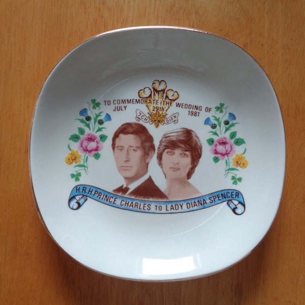 The Royal Wedding Commemorative Plate. Charles and Diana - Etsy