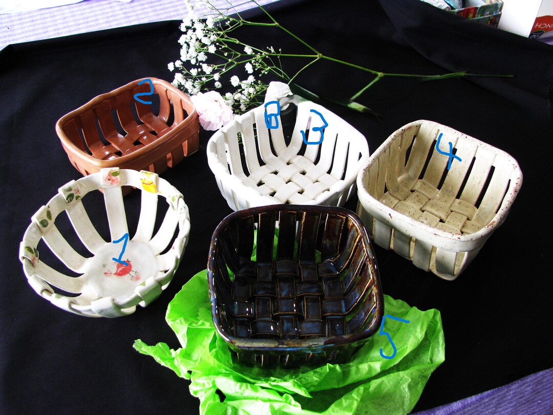Woven Clay Basket: Small Handmade Dish, Kitchen Decor - Etsy