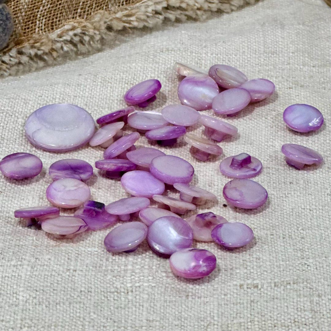 Vintage Tinted Mother of Pearl Buttons~ Purple~ Self Shanked~ Groups of ...