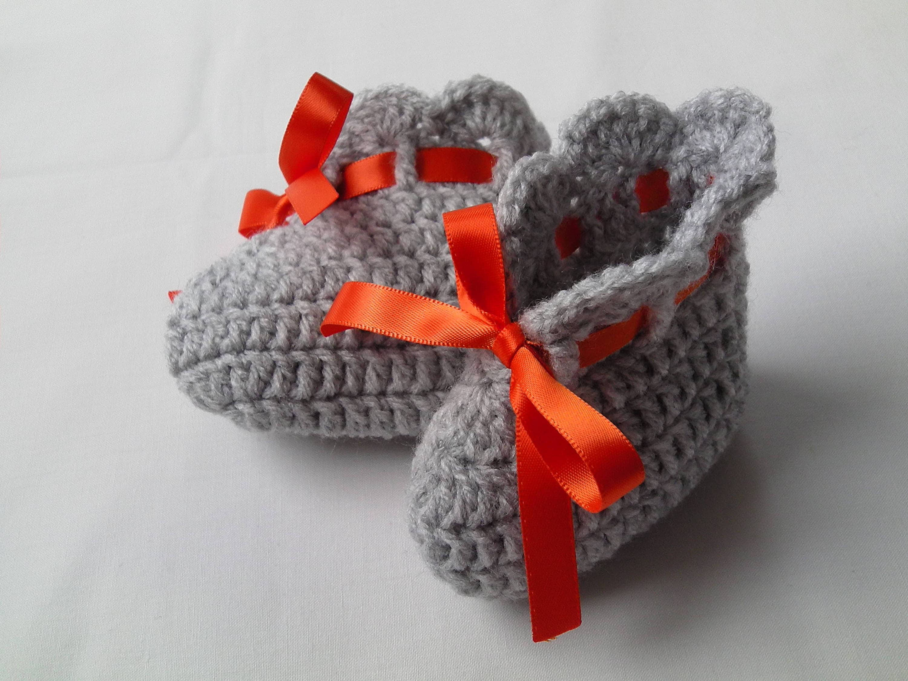 Crochet Pattern Baby Booties, Grey Baby Booties Crochet Pattern ...