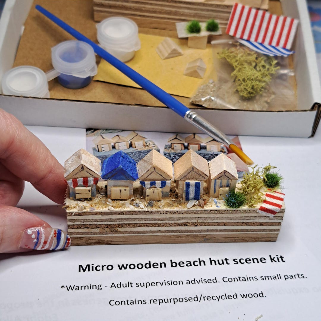 Micro Beach Hut Craft Kit: Reclaimed Wood Miniature Scene - Etsy UK
