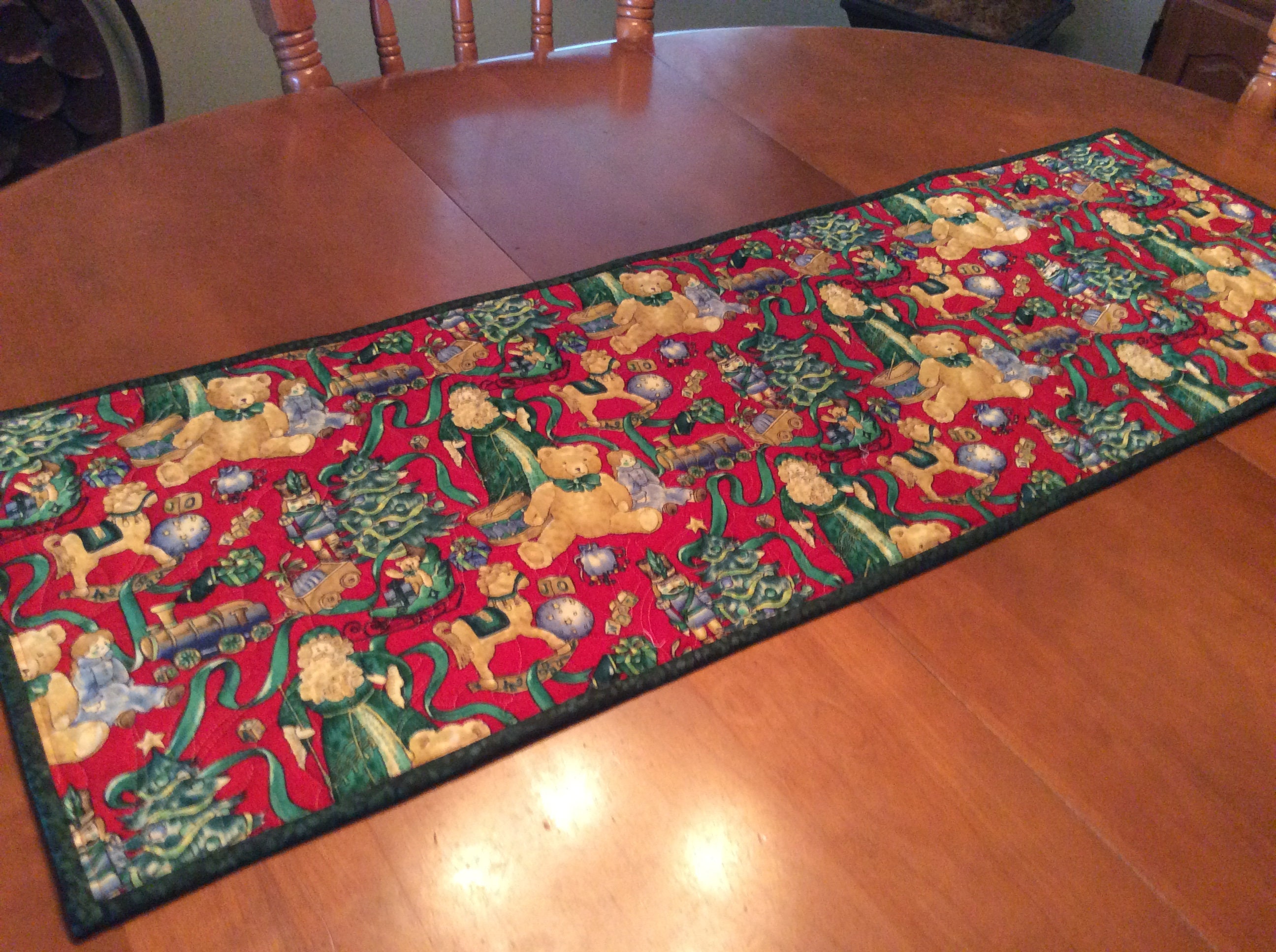 Christmas Quilted Table Runner Braided Quilted Topper Teddy - Etsy Canada