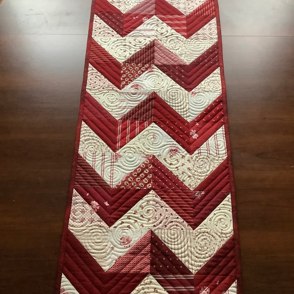 Chevron Table Runner - Etsy