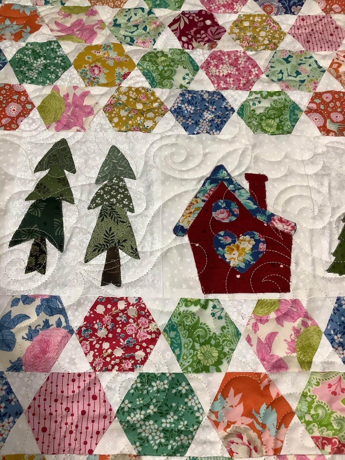 Hexagon Quilt With Cottages and Tree Applique in Scrappy Tilda - Etsy