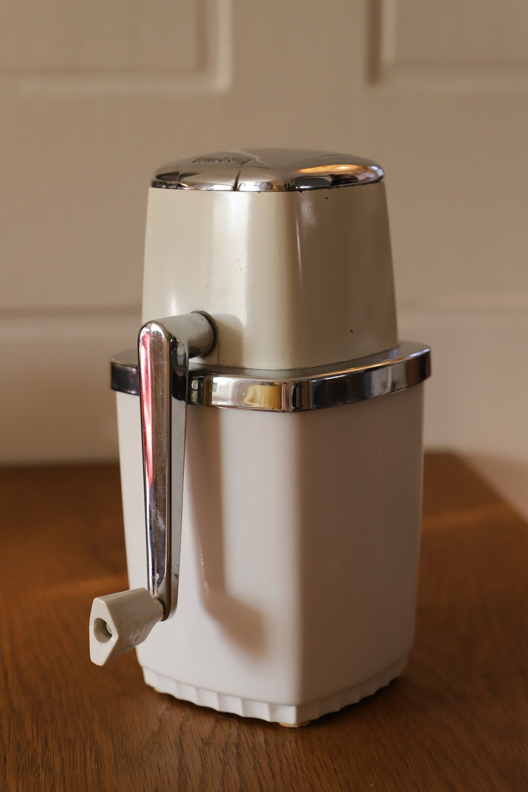 Swing-a-way Ice Crusher Mid Century Heavy Iron Hand Crank - Etsy