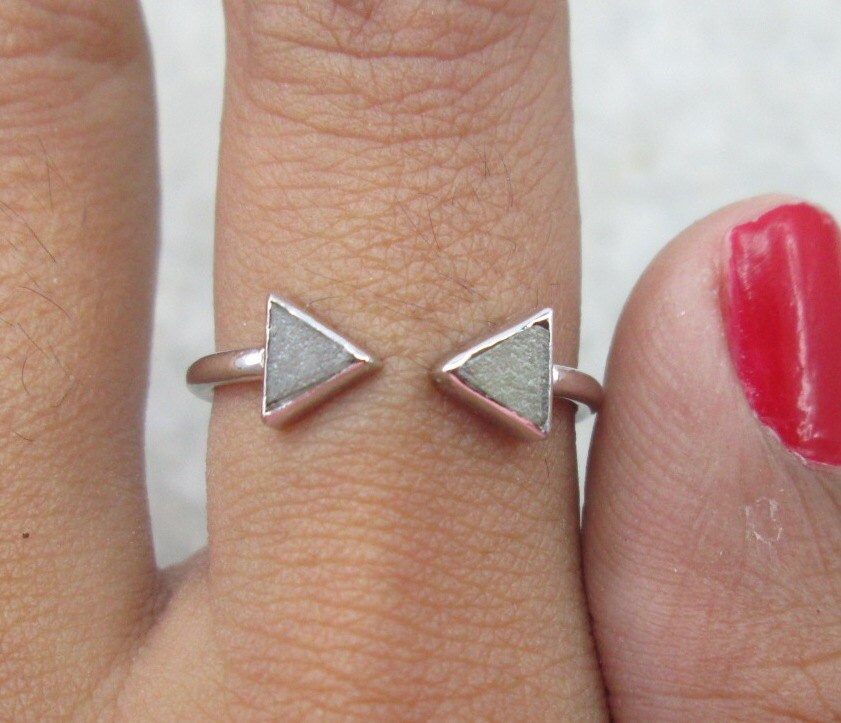 Natural Triangle Raw Diamond Engagement Ring in 14K White Gold - Etsy