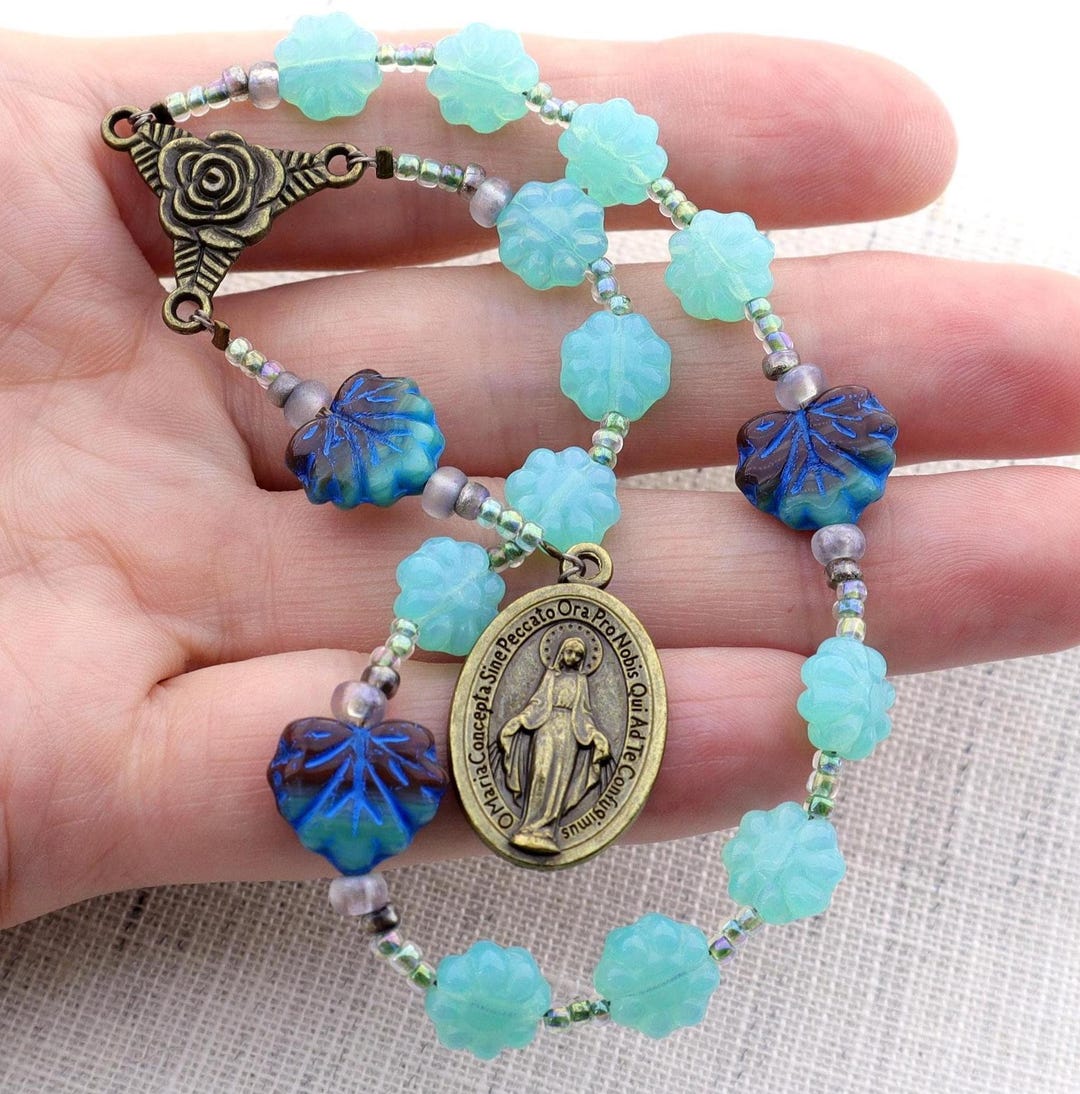 Little Crown of the Blessed Virgin Mary - Seafoam Green Chaplet of the ...