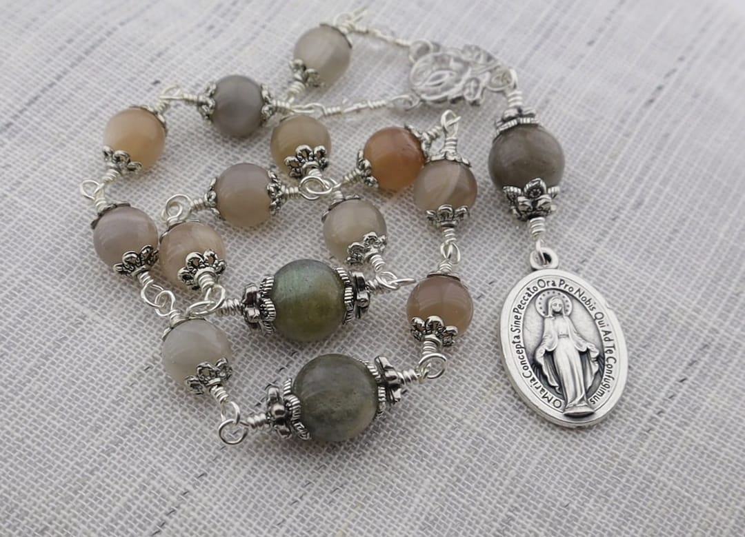 Little Crown of the Blessed Virgin Mary - Chaplet of the Immaculate ...