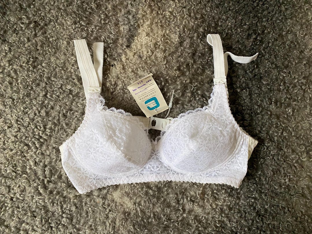 Vintage Bra White Lace Brassiere Ladies Lingerie Retro Wedding Societ ...