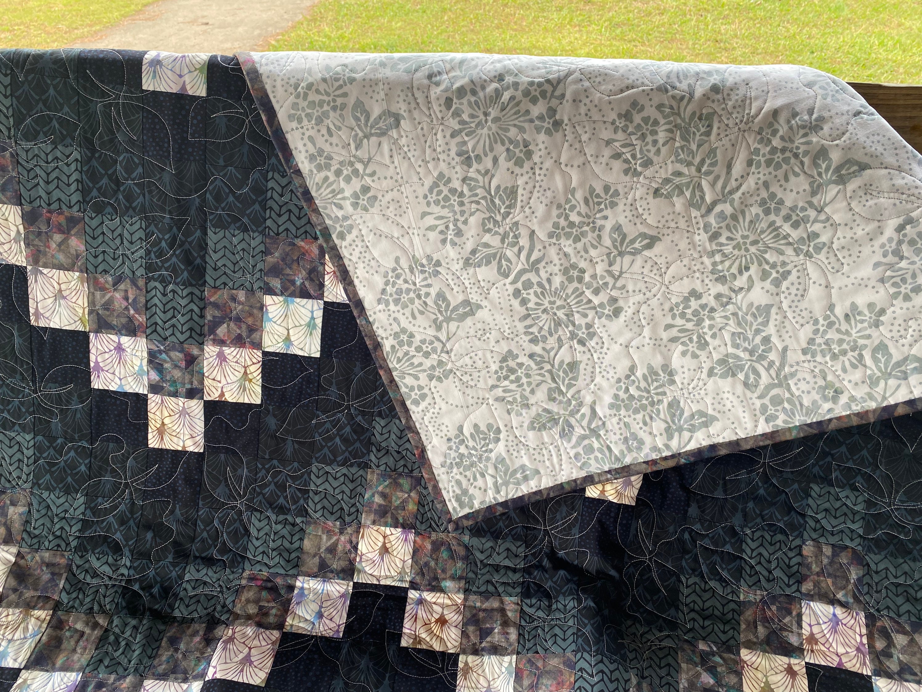 Shades of Gray Quilt - Etsy