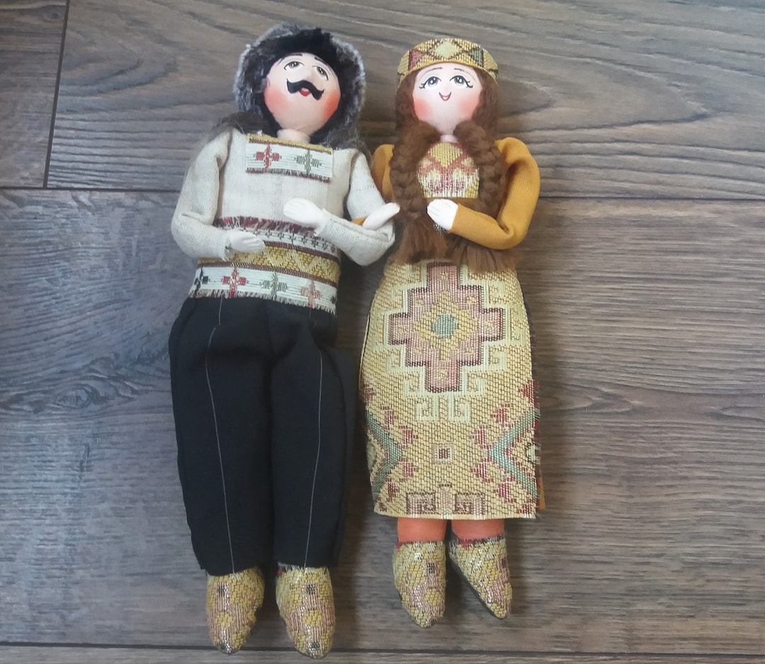 Handmade Sitting Armenian Folk Dolls, Collectable Armenian Dolls ...