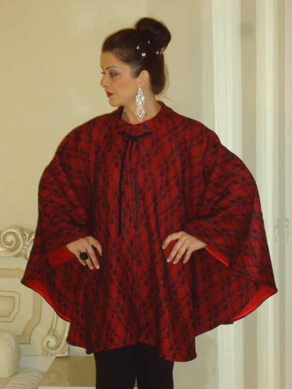 Red cape /Lace cape/Cape /Cloak / Coat Elegant cloak/Boho | Etsy
