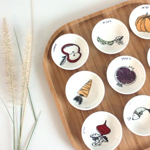Modern Rosh Hashana Seder Plate Rosh Hashana Set in Wood and - Etsy