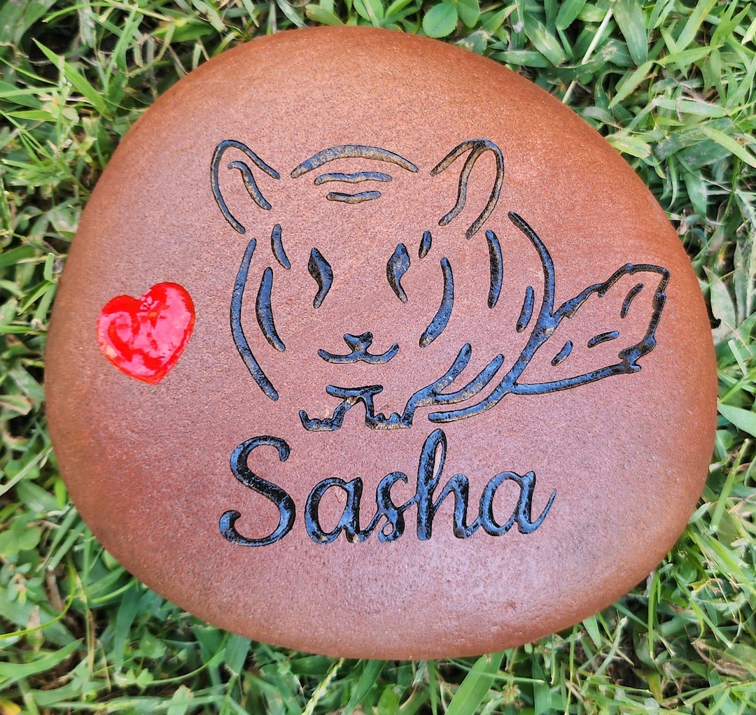 Pet Memorial Chinchilla Stone 5”/6" or 7”/8", Engraved Personalized ...