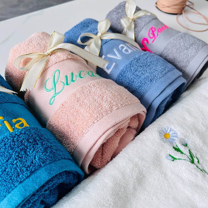 Personalized Embroidered Towel,custom Monogrammed Embroidered Bath ...