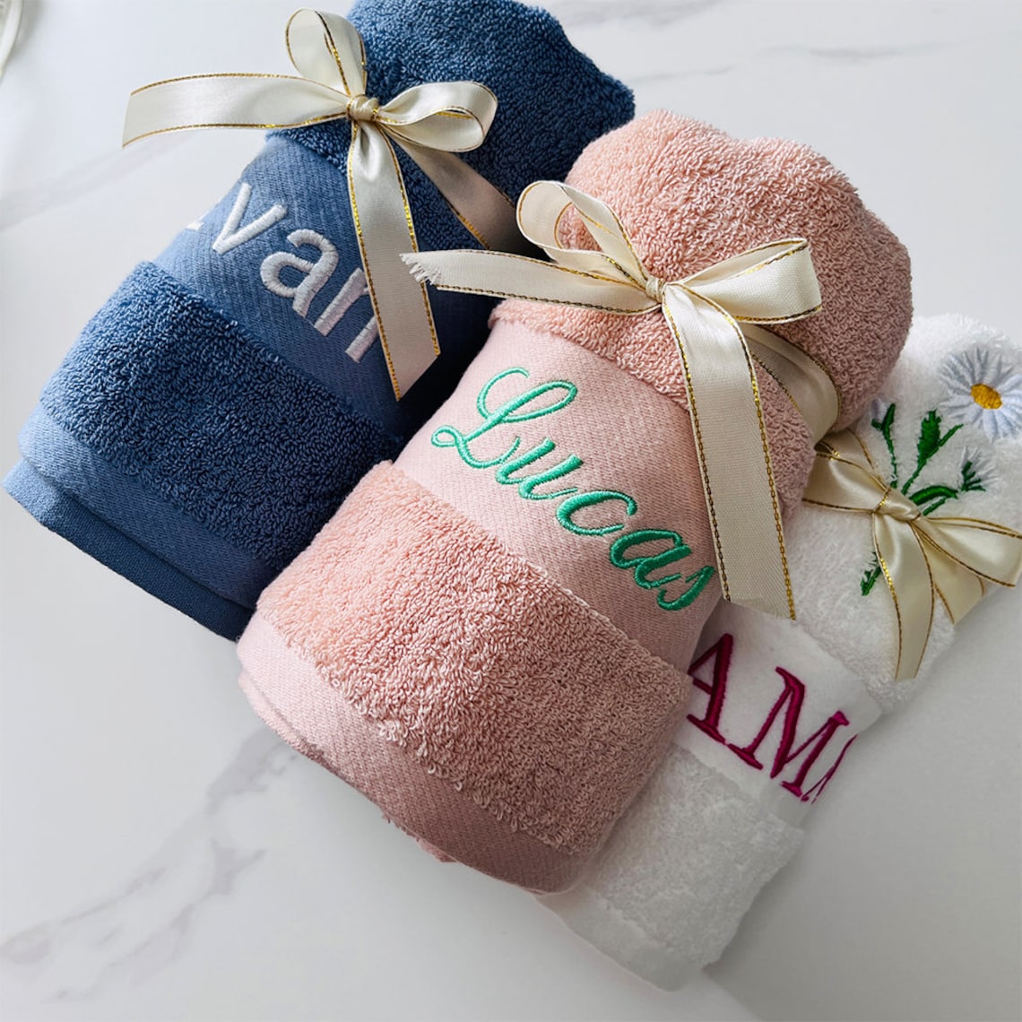 Personalized Embroidered Towel,custom Monogrammed Embroidered Bath ...