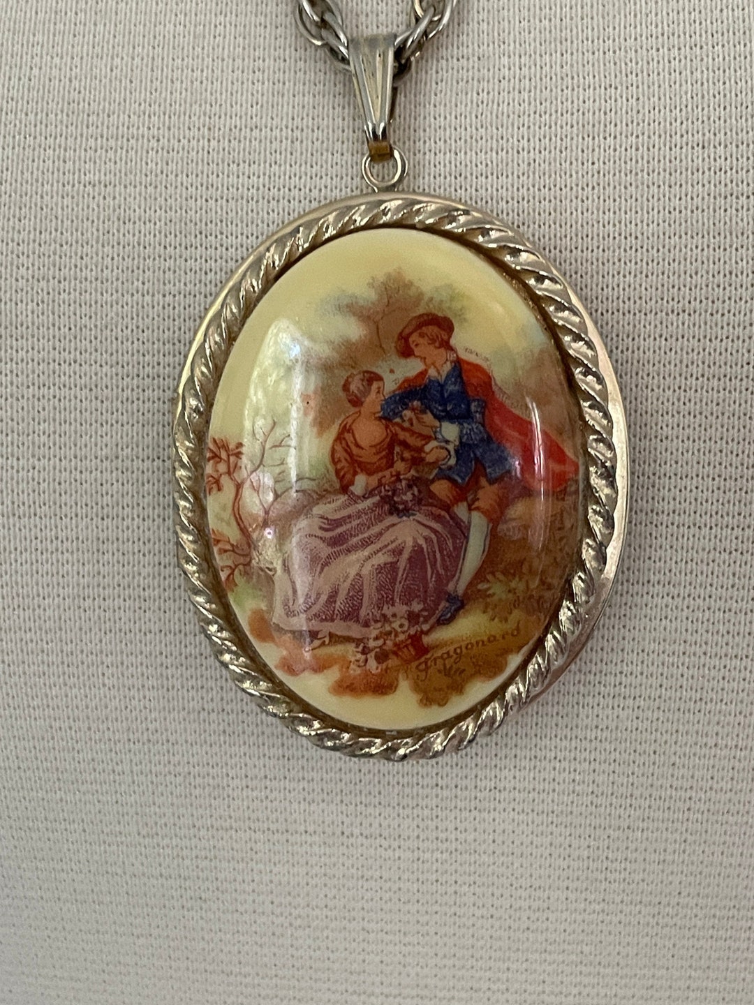 Vintage 1970s Victorian Revival La Rein Fragonard Locket and Chain - Etsy