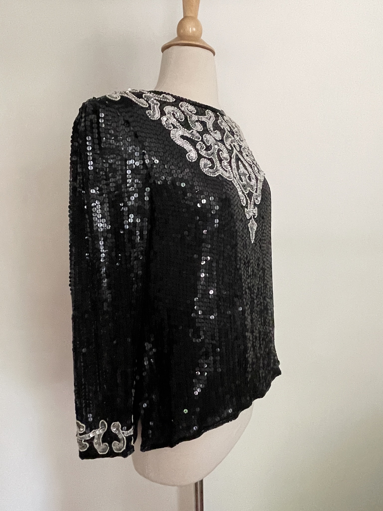 Vintage 1980’s Black Silver Sequin Long Sleeve Pull Over Disco Evening ...