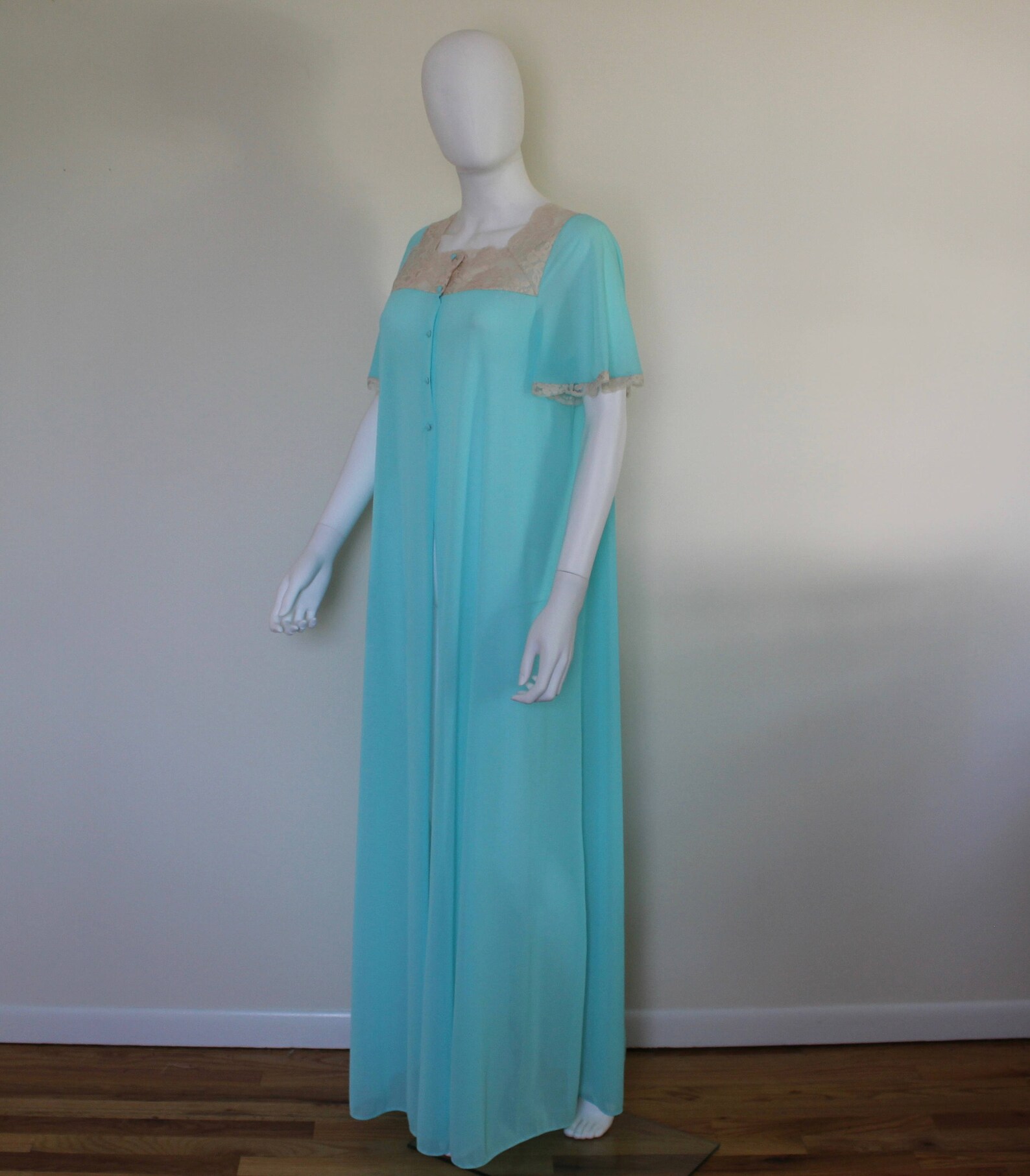 Vintage 1950s Sheer Aqua Blue Ivory Cream Lace Short Sleeve Button up ...