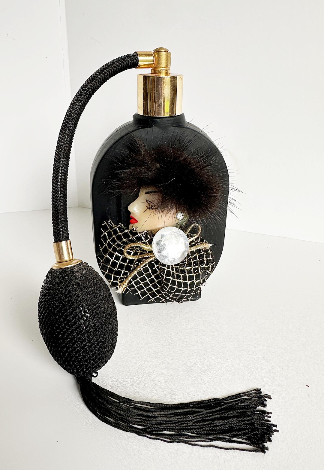 Vintage BLACK PERFUME ATOMIZER: Woman in Fur Hat, Bedroom Bathroom ...